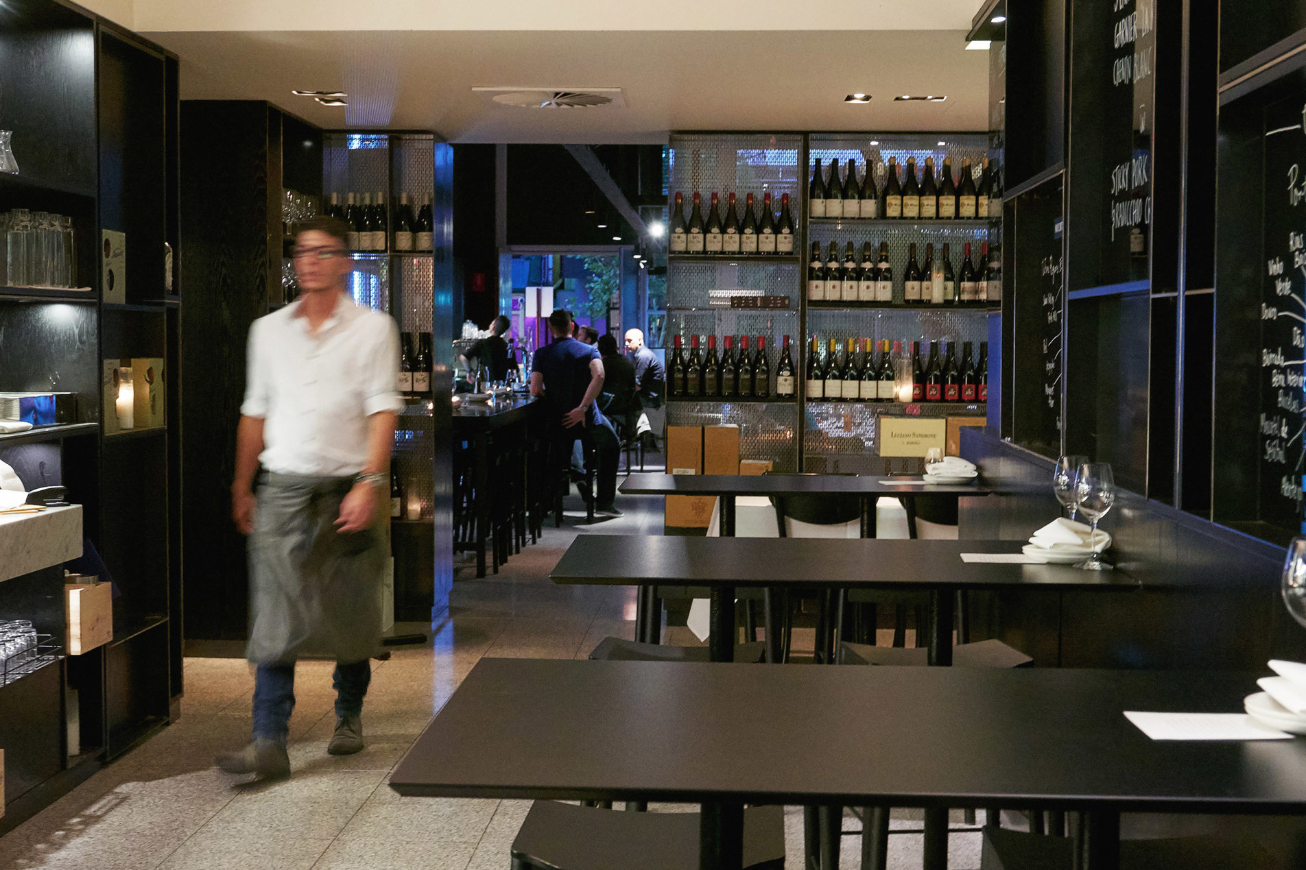 Shadow Wine Bar – Robert Simeoni Architects